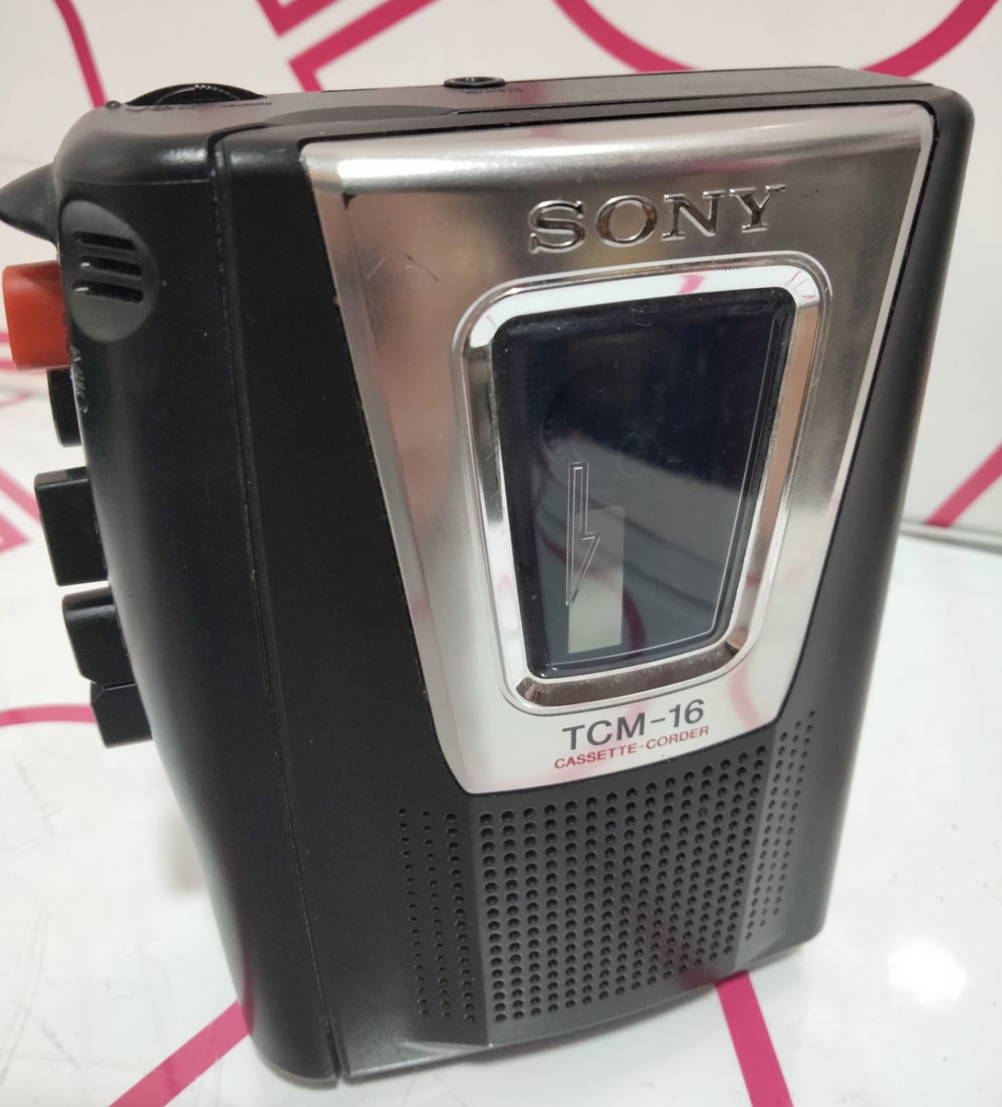 WALKMAN CASSETE REPRODUCTOR/GRABADOR SONY TCM-16 – Nolotire