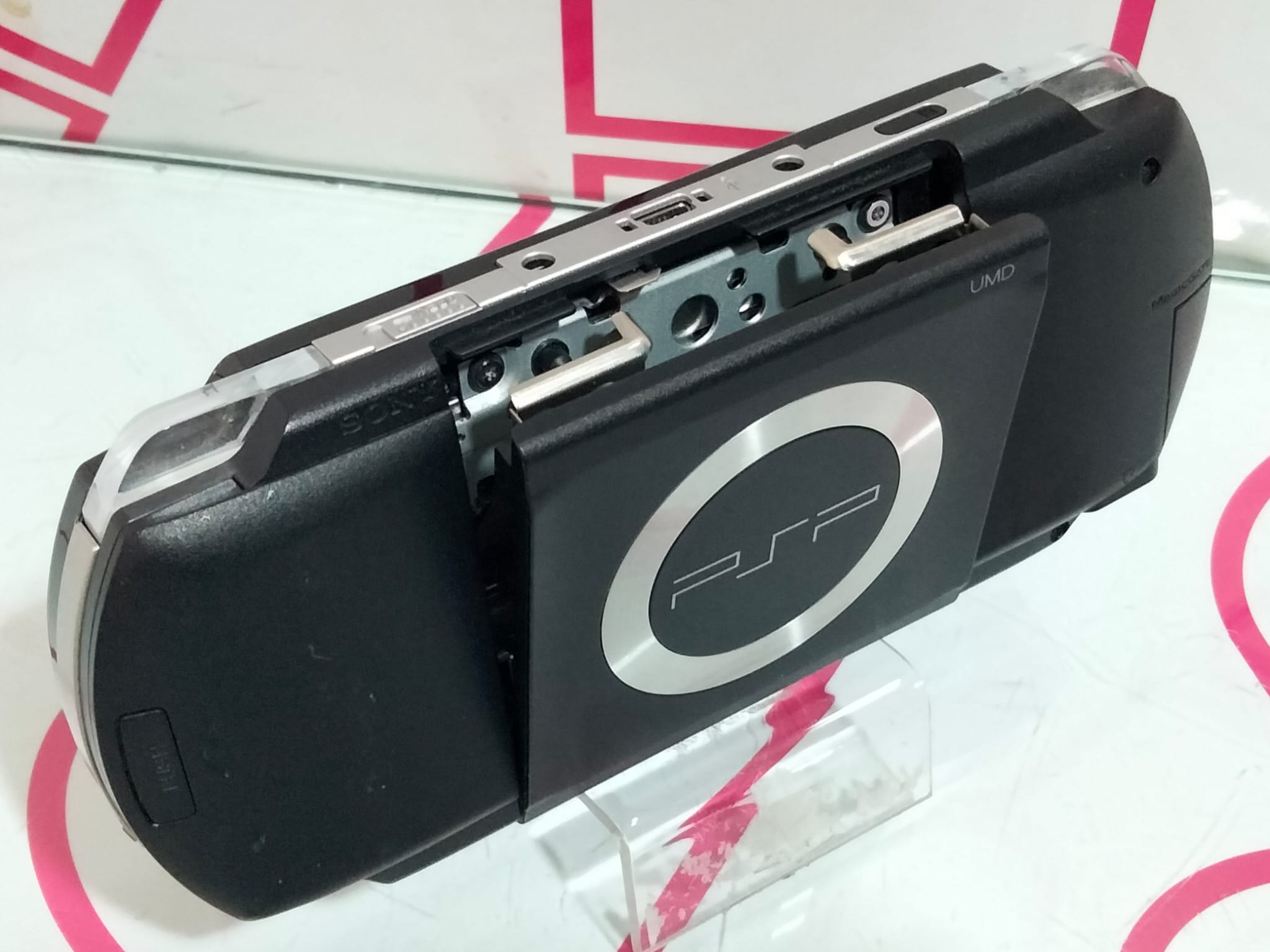 CONSOLA SONY PSP 1004 VALUE PACK (CAJA + CARGADOR + FUNDA + MANUAL + SISTEMA DE AUDIO – Nolotire