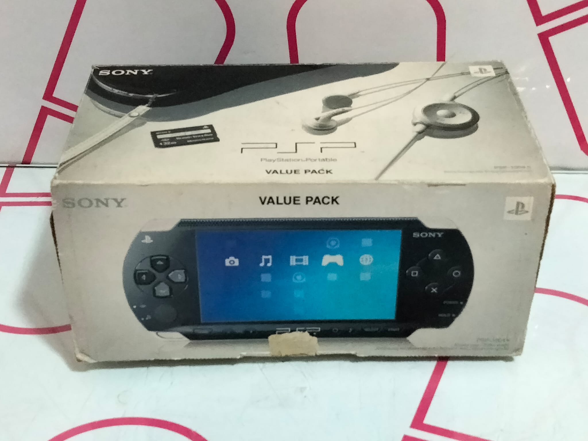 CONSOLA SONY PSP 1004 VALUE PACK (CAJA + CARGADOR + FUNDA + MANUAL + SISTEMA DE AUDIO – Nolotire