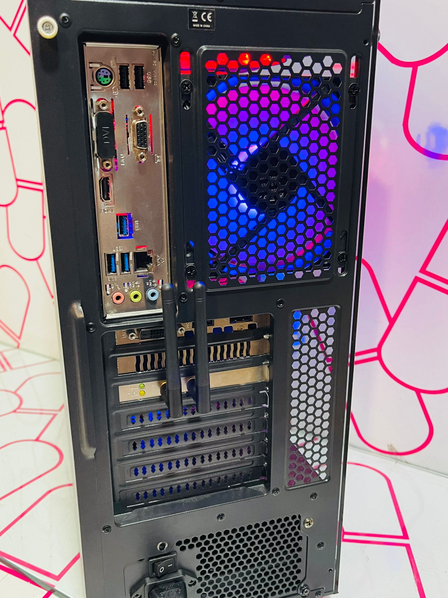 ORDENADOR GAMING I3-10100K/ 8RAM/ 256SSD+500HDD/ NVIDIA GTX1050TI 4GB – Nolotire