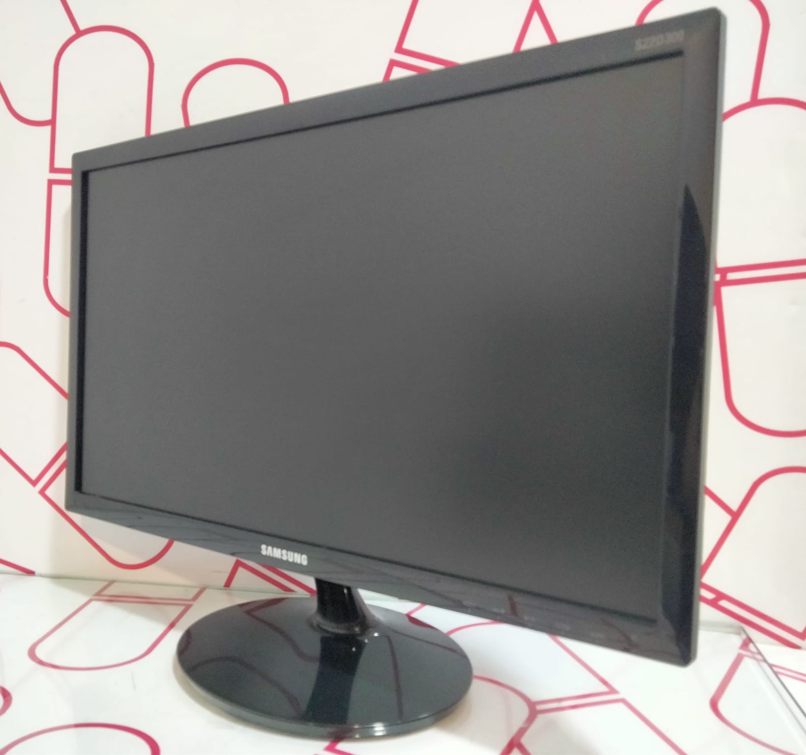 MONITOR SAMSUNG S22D300HY (HDMI/VGA) FHD / 75HZ – Nolotire